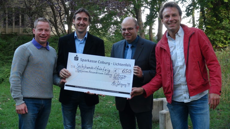 Gymnasium Alexandrinum Coburg » Spende des Abiturjahrgangs von 1999 für ...